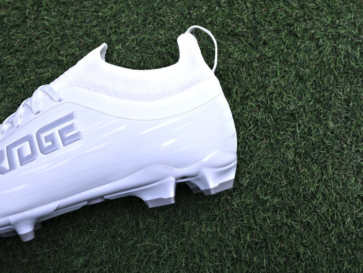 CLEATS GLIDE 2.0 lightweight football cleats - Ridge Sports